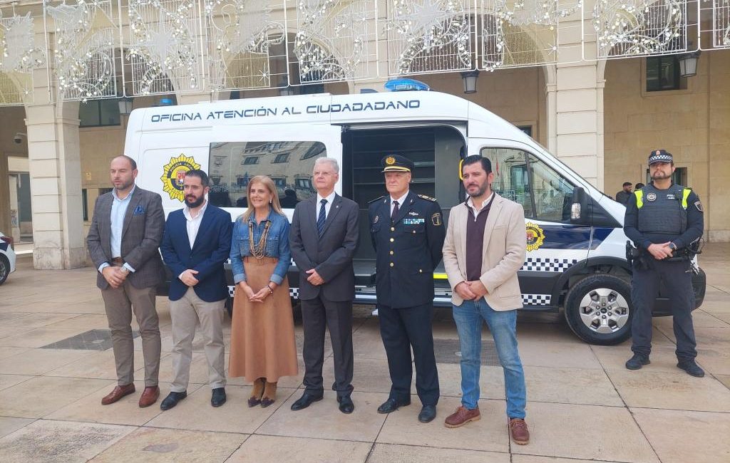 Alicante launches a Mobile Citizen Service Office along with 10 new ...
